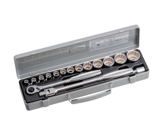 TONE ソケットレンチセット　12角タイプ　差込角12.7mm　16点セット 770M 1セット●メタルケースと頑丈な梨地トレー、グッドデザイン賞を受賞した「次世代工具シリーズ」のハンドルを採用しています。●産業機械、自動車などの整備に必...