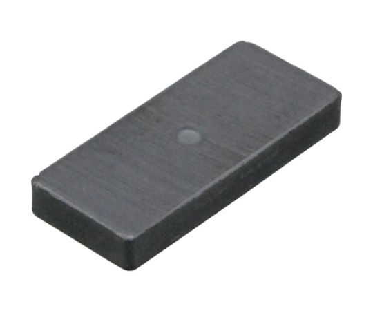 光 角形 異方性フェライト磁石 1個入り1パック 35×15×4.5 MGK-6 1個／パック●保持力が高く減磁がありません。●モーターなどの部品として。●表面磁束密度（T）：0.071●吸着力（N）：6.3●長さ（mm）：35●幅（mm）...