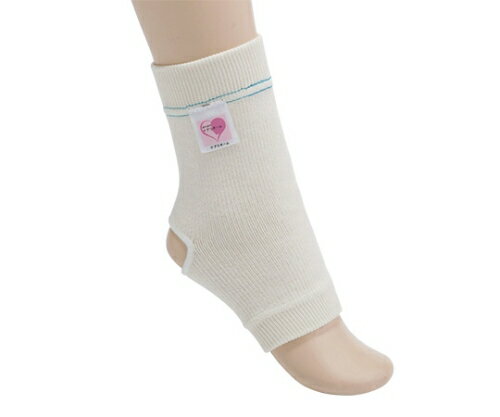 ケアメディックス ケアウォーム 足首用 1パック(2枚入)●介護する人から介護される人まで幅広い年齢層の方にお使いいただける保温サポーターです。ニーズに合わせて、肩・肘・手のひら・膝・足首と5種類用意しました。●サポーター本体には保温性の高...