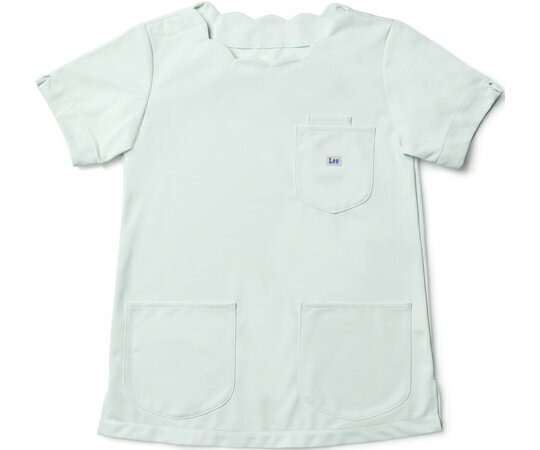 Lee Leeレディススクラブ（スカラップ） グリーン S 1枚●女性らしいデザインとLee らしさを兼ね揃えたさまざまな動きにシンクロし美しく動けるレディーススクラブ。●女性らしいスカラップネックカラー。●着脱に便利な開きをプラス、内側に...