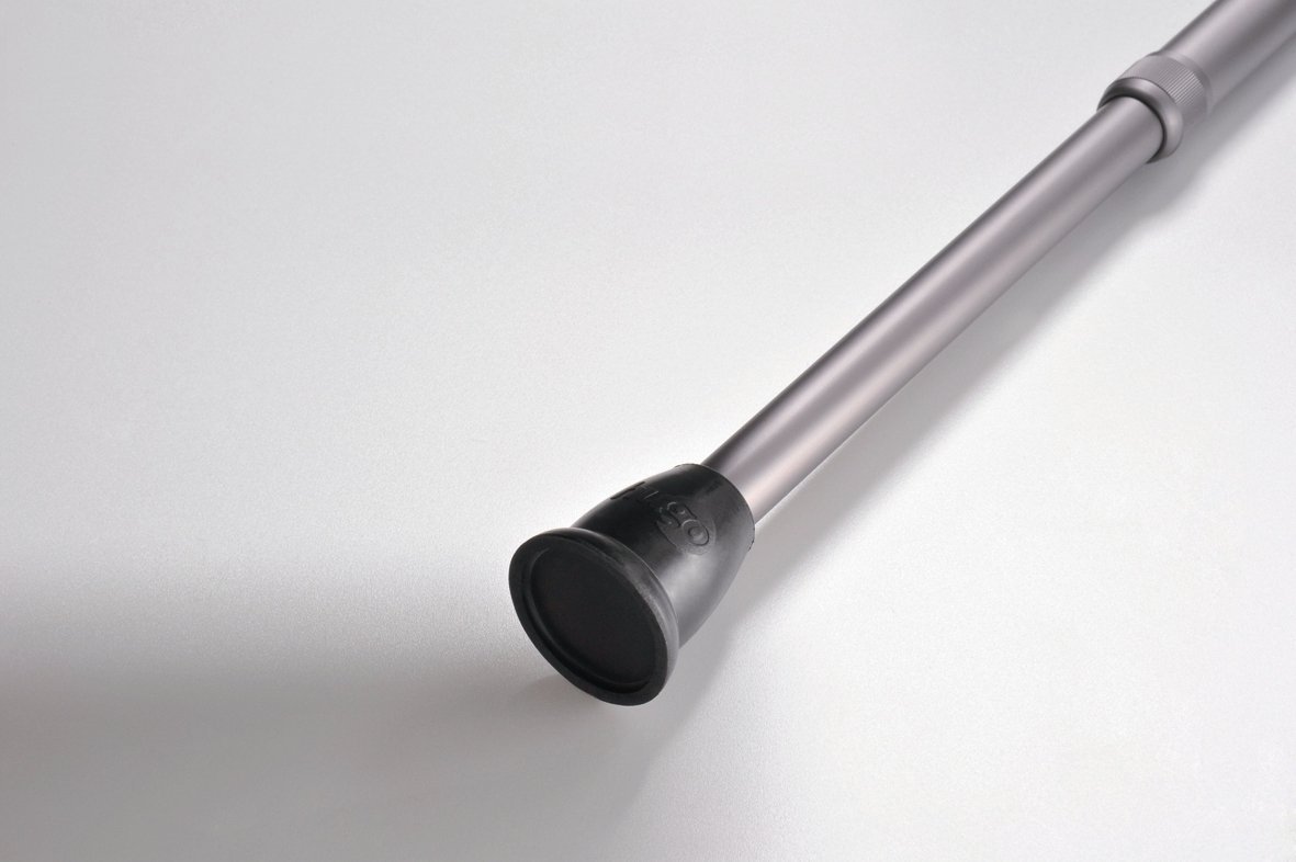 ●クッション付きのソフトグリップは、左右どちらの手にもフィットします。●製品サイズ:φ18mm