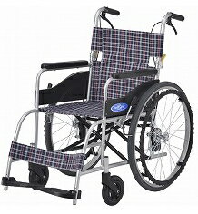 商品の仕様 ●サイズ／全幅63×全長100×全長90cm、座面：幅40×奥行40cm、座面高：43cm ●車輪サイズ／前輪6×後輪22インチ ●重さ／12.7kg ●材質／フレーム：アルミ、シート：ナイロン ●ハンドリム／波形プラスチック ...