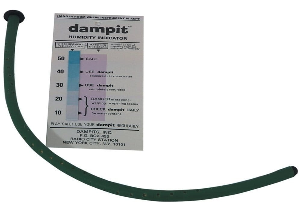 コントラバス用の楽器保湿材 Dampit ダンピット です。