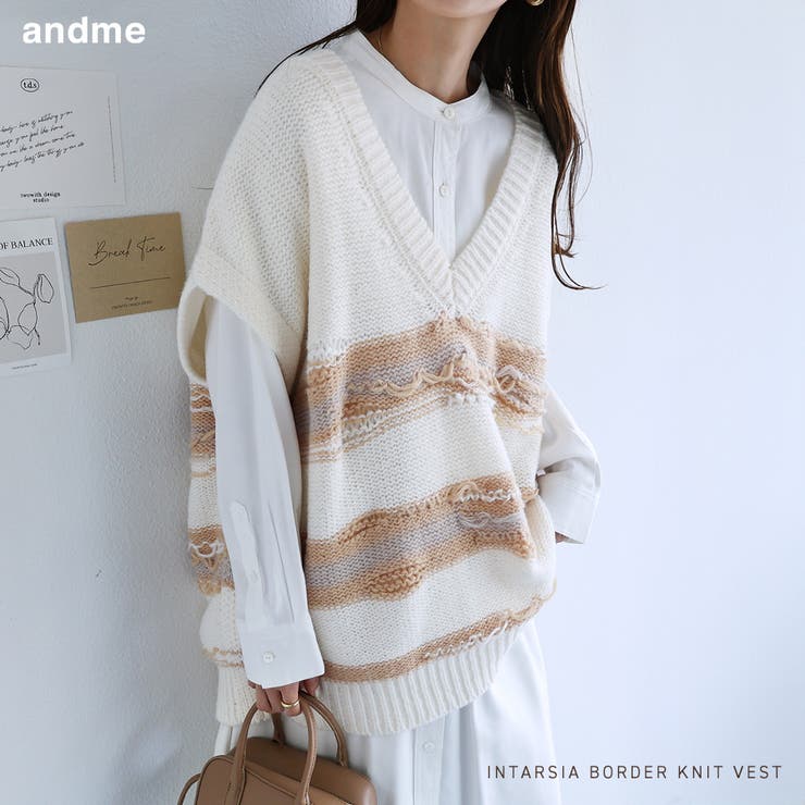 個性が光るクラッシュ編みの新作ボーダー・ニットベストが入荷しました。ゆったりとしたオーバーサイズで都会的なグランジファッションを楽しめるスタイリッシュなニットベストです。ふんわりとした柔らかいカラーリングと風合いにこだわった1枚。シャツやカ...