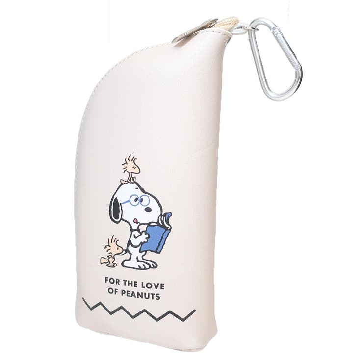 サッと取り出しやすいバッグにつけるメガネケース吊り下げ/オフィス/学校/眼鏡ポーチ/眼鏡入れ大人気[PEANUTS/SNOOPY]グッズにまたまた可愛いnewアイテム登場こちらは人気アイテム[カラビナ付メガネケース]バッグにつけられるのでサ...