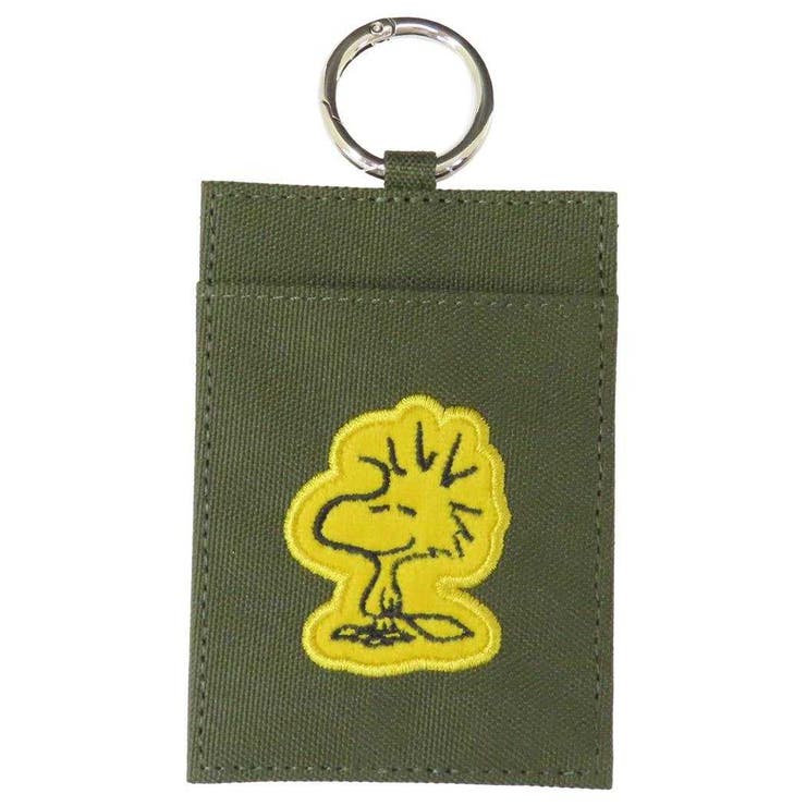 カラビナ付きなのでバッグやベルトループに付けて使用できる定期ケース/カードケース/通勤/通学/カードホルダー大人気[PEANUTS/SNOOPY]グッズにまたまた可愛いnewアイテム登場こちらはかわいい[シングルパスケース]バッグなどに取り...