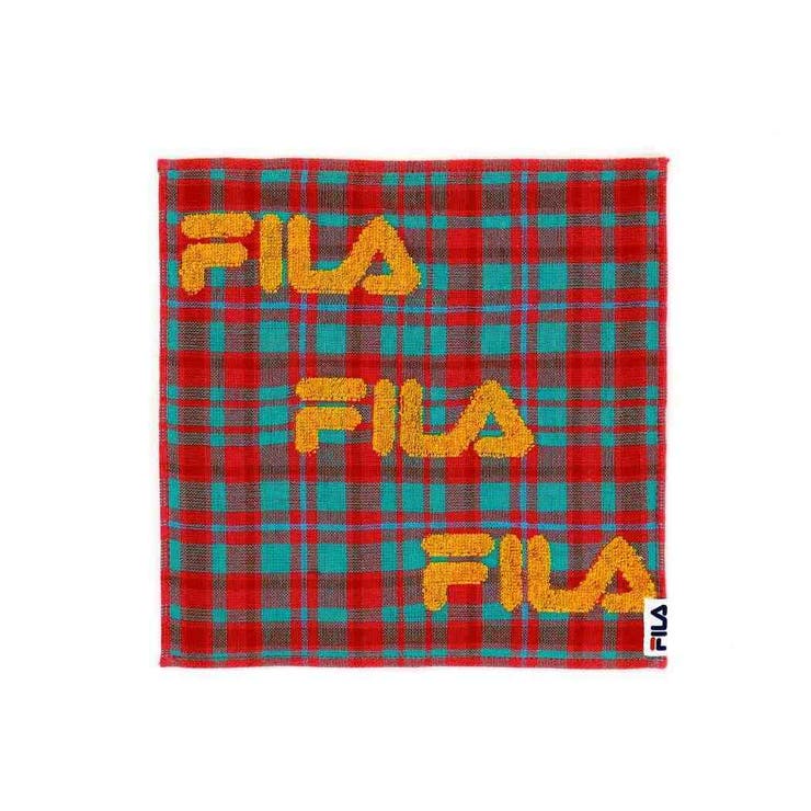 チェック模様にロゴが並んだデザインのタオルハンカチギフト/贈り物/お返し/誕生日/お祝いシックなカラーのチェック模様にロゴが並んだデザインのタオルハンカチですガーゼパイル仕様なのでふわふわなのにポケットの中でもかさばりにくく、持ち運びにも便...