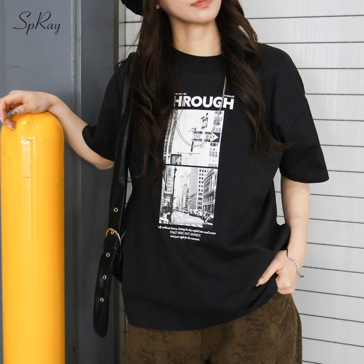 【SpRay 　汗染み防止フォト Tシャツ】汗染み防止！夏を快適に！モノトーンフォトプリント半袖Tシャツ！フロントに施されたヴィンテージライクなモノトーンフォトが、大人のカジュアルスタイルにこなれ感をプラスします。最大の特徴は汗をかいても表...
