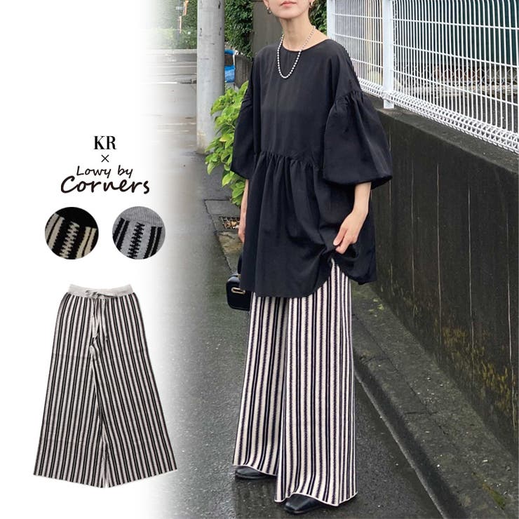 【CORNERS by KR】コーディネートのポイントになるジオメトリック柄のようなストライプが特徴のニットパンツニットベストワンピ(商品番号:K23052)とセットアップで着るのもおすすめ！脚のラインを拾いにくく美脚を演出するフレアシルエ...