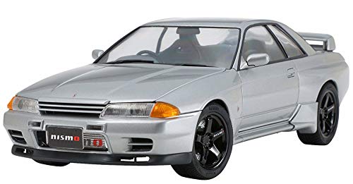 タミヤ(TAMIYA) 1/24 スポーツカーシリーズ No.341 ニッサン スカイライン GT-R R32 ニスモ カスタム プラモデル 24341 組み立て、塗装が必要なプラモデル。 別途、工具、塗料等が必要。 対象年齢: 子ども パ...