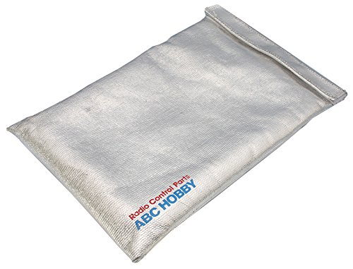 バッテリー充電セーフティーパック JAPAN 76137 ABC HOBBY、バッテリー充電セーフティーパック JAPAN。 (Amazon.co.jpより) 【JANコード】4958489761379 【状態】新品 【発送】1〜2営業日で...