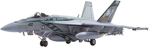 童友社 1/72 凄!プラモデル No.7 アメリカ海軍 F/A-18E スーパーホーネット VFA-195 チッピーホー 色分け済みプラモデル 組み立て塗装が必要なプラモデル。 別途、工具や塗料等が必要。 1/72スケール色分け済みプラス...