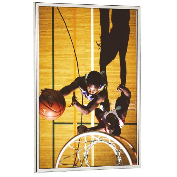 ●1辺開口のスライドセット式フレーム ●薄型設計で什器やATM機取り付けにおすすめ ●スライドセット方式で省スペースでもポスター交換楽々 ■種別：A4/ステン ■外寸：W213×D13.5×H300mm ■有効画面サイズ：W193×H280...