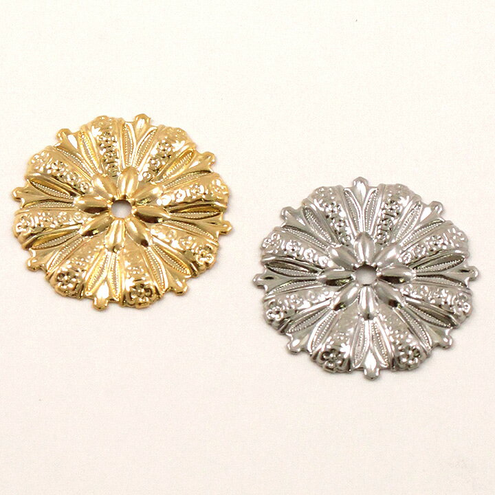 【 サイズ(約) 】 直径28×高さ2mm(穴径:2mm） 【 入り数 】 1個 【 材質 】 真ちゅう 【 生産国 】 日本 【 ブランド 】 YOGOX（ヨゴックス） クラフトグループ店舗にて「ファッションジュエリー講座」の監修をされて...