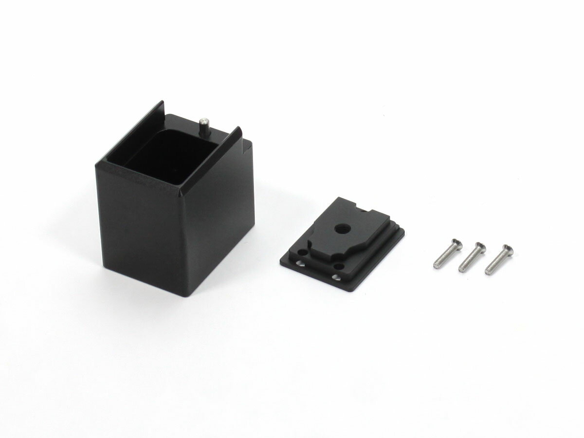 BOW MASTERのVFC/UMAREX MP5ガスブローバック対応カスタムパーツです。 Vwe2マガジン専用のアルミ削り出しマガジンベースパッドです。 付属パーツを組み込んでマガジンベースを取り外し型に変更するタイプです。 ※注意※ マ...