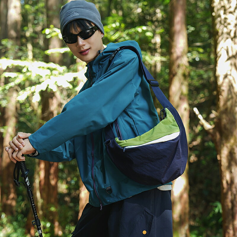 仕 様 サイズ約42×13×24cm材 質ナイロン重さ約210g/パック 入 数 1ヶ 注意事項 ●海外生産のため、輸入、生産時期に、擦り傷・バリ・歪み・メッキムラなどある場合がございます。 ●生産メーカーの都合により、再入荷時にサイズ・色...