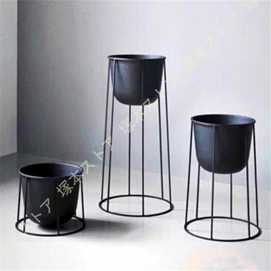 【商品名】：フラワースタンド【素材】：アイアン pp【商品サイズ】：幅38*奥行38*高さ41cm　 幅38*奥行38*高さ61cm　 幅38*奥行38*高さ77cm　　 鉢付き【簡単組立】ノッチにクロスバーを差し込み、穴に固定ネジを締めす...