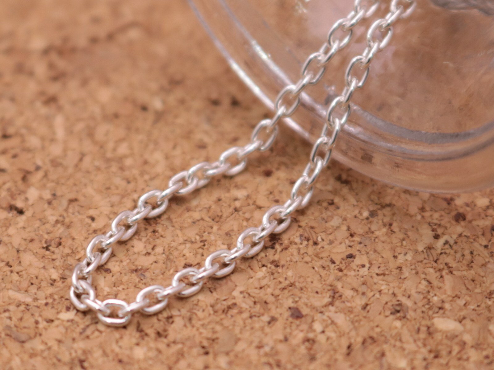 ・・・・・・・・・・・・・・・・・・・・・・・・・・・・・・・ 【あづきチェーン・40cm】 　チェーン幅：　約2.0mm 留め具の形状： 引き輪型 ▽▲材質：シルバー925▲▽ ・・・・・・・・・・・・・・・・・・・・・・・・・・・・・・...