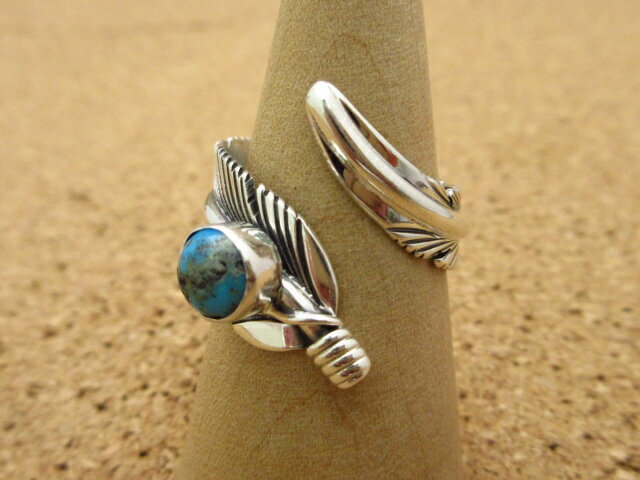 商品情報リングサイズ18号幅(A)=最大約10mm (フェザー幅)厚み(B)=最大約4mm(トップ部分)横(C)=最大約6mm(トップ部分)縦(D)=最大約6mm(トップ部分）※（装着感には個人差があります）※当店で約2号程度のサイズダウン...