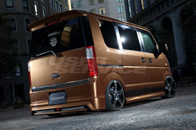 【メーカー名】AVANZARE/アヴァンツァーレADESSO α/アデッソ　アルファ【適合車種】スズキ　エブリイ エブリィ ワゴン【年式/型式】DA64W/【商品名】リア LED バックFOG【セット内容】-【塗装/未塗装】-【カラー】-【...