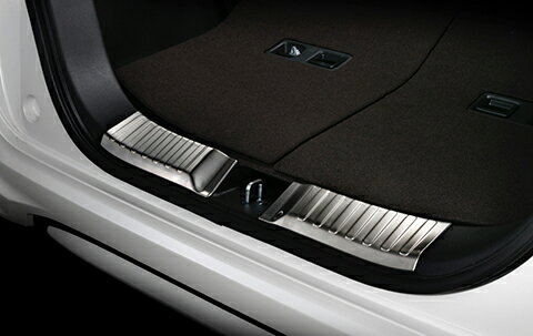 【メーカー名】SilkBlaze/シルクブレイズ【適合車種】ホンダ　N BOX エヌボックス カスタム【年式/型式】JF3 JF4/全グレード【商品名】ラゲージスカッフプレート【セット内容】-【塗装/未塗装】-【カラー】-【素材】-【特記事...