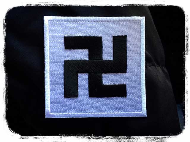 ●___________________________________ ●___________________________________!! 100% Made in JAPAN本格刺繍 !! !! 五つ割万字 紋 !! x 【 ...