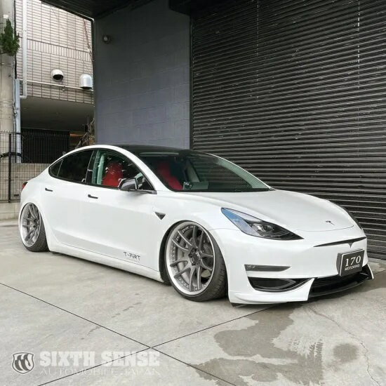 通常納期 受注生産：受注生産につき約1ヶ月で出荷 送料 180（B） 佐川急便 付属品 両面テープは製品に貼り付け済みです。 詳細 3分割式 ABS製リップスポイラー。 純正色塗装済みであればすぐに取付可能です。（画像は二色塗分けです） 取...