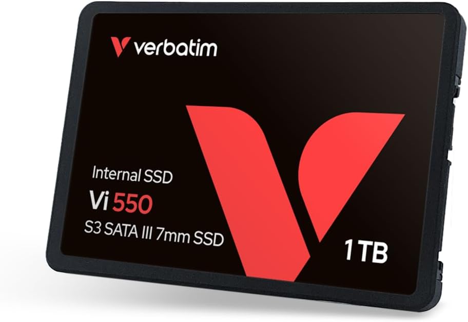 ■Verbatim バーベイタム 2.5インチ SATA III 7mm SSD 最新の 3D NAND テクノロジーと優れた最新コントローラが搭載されており 信頼性の向上、データ転送速度の高速化を実現しています。 ■PCのパフォーマンスを...