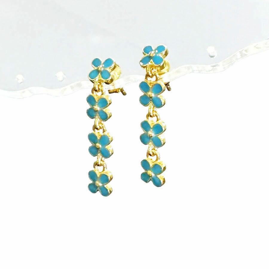 タイプスタッド(ポスト＆キャッチ)サイズ〔幅〕約5ミリ 〔長さ〕約3センチ素材スターリングシルバー925(エナメル＆K14仕上げ) ※ スターリングシルバーにエナメルと14金をコーティングしています。ご購入上のご注意衛生商品の為、返品・交換...