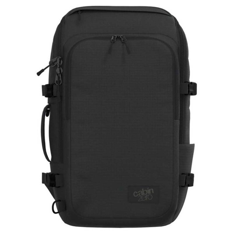 [キャビンゼロ] バックパック ADV PRO・飛行機の機内持ち込みや電車の座席の下、車のトランクなど、旅の移動中のあらゆるシーンで収まりがよく、旅のストレスを考慮して作られたバックパックです。生地には500デニールナイロンを使った頑丈なつ...
