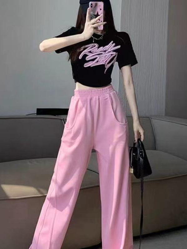女性 用 夏の ファッショナブルな スタイルの セット、 年齢を 減らし、 スリムに 見える 半袖 ハイウエストピンクワイドレッグパンツ、 ネットセレブの ストリート ツーピース セット商品番号: K38パターン: 手紙パンツ丈: ズボン人...