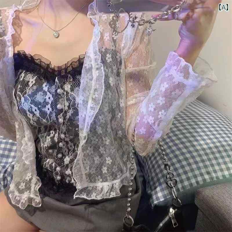 キャミソール 女性の 秋冬 新作の 気品 レースの デザイン 感が 胸を 覆って、 胸の セクシーな 外 着の 上着を 身に つけます。生地名: シフォンメイン生地成分: ポリエステル繊維 (ポリエステル)製品カテゴリ: 胸を包む/胸を塗る...