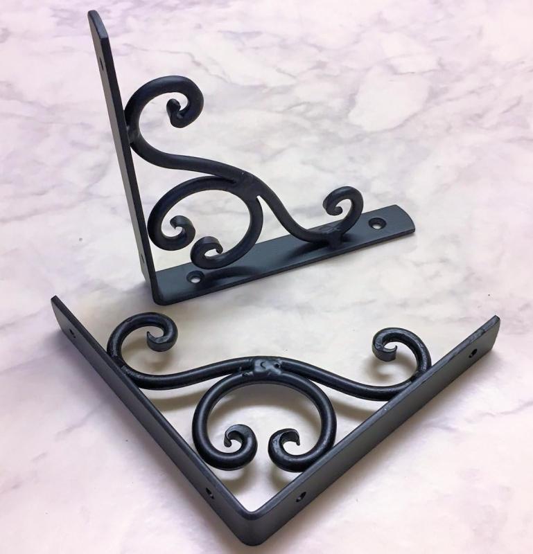 MASOUDITRADING棚受け 金具 13cm【2個セット】 L字アングル アイアンブラケット2個セット販売 サイズ13cm×13cm幅2cm重量：200g　(1個当たり)ビス・アンカー付き　カラー：ブラックデザインのカーブを見れば職人...