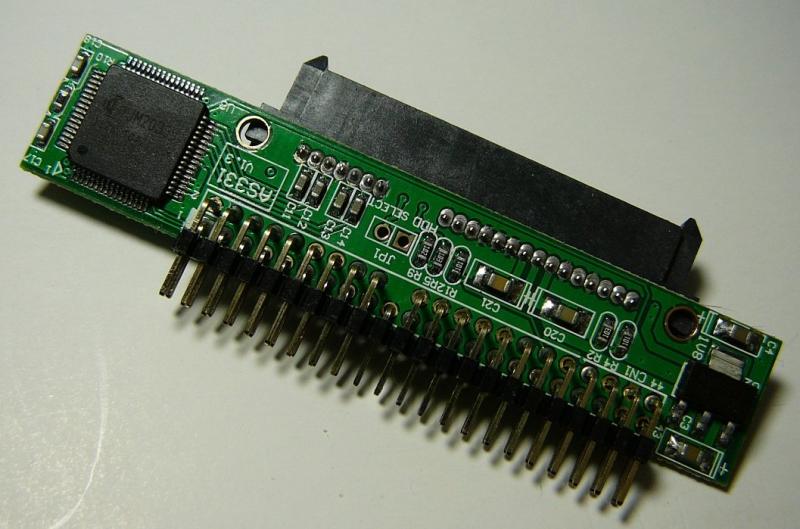 IDE-SATAアダプタ 2.5"HDD用 SATA→IDE変換F型