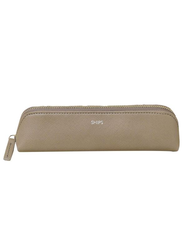 [シップス] SHIPS:【SAFFIANO LEATHER】イタリアンレザー ペンケース 110030670[原産国]: 中国[素材]: -[商品スペック]: SIZE:ONE SIZE 幅:18cm 高さ:4.5cm マチ:4cm 重量...