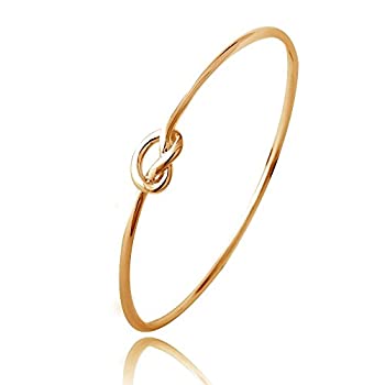 【中古】【輸入品・未使用】Hoops & Loopsスターリングシルバー光沢仕上げラブノットバングルブレスレット【メーカー名】Hoops & Loops【メーカー型番】【ブランド名】Hoops & Loops【商品説明】Hoops & Lo...