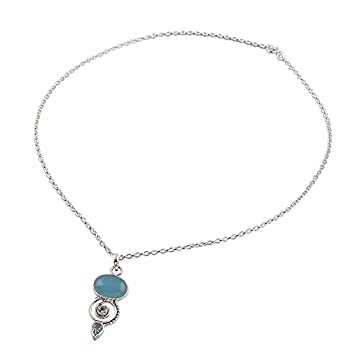 【中古】【輸入品・未使用】Novica multi-gem玉髄。925スターリングシルバーペンダントネックレス、18、" ' Sentimental Journey '【メーカー名】NOVICA【メーカー型番】【ブランド名】NOVICA【商...