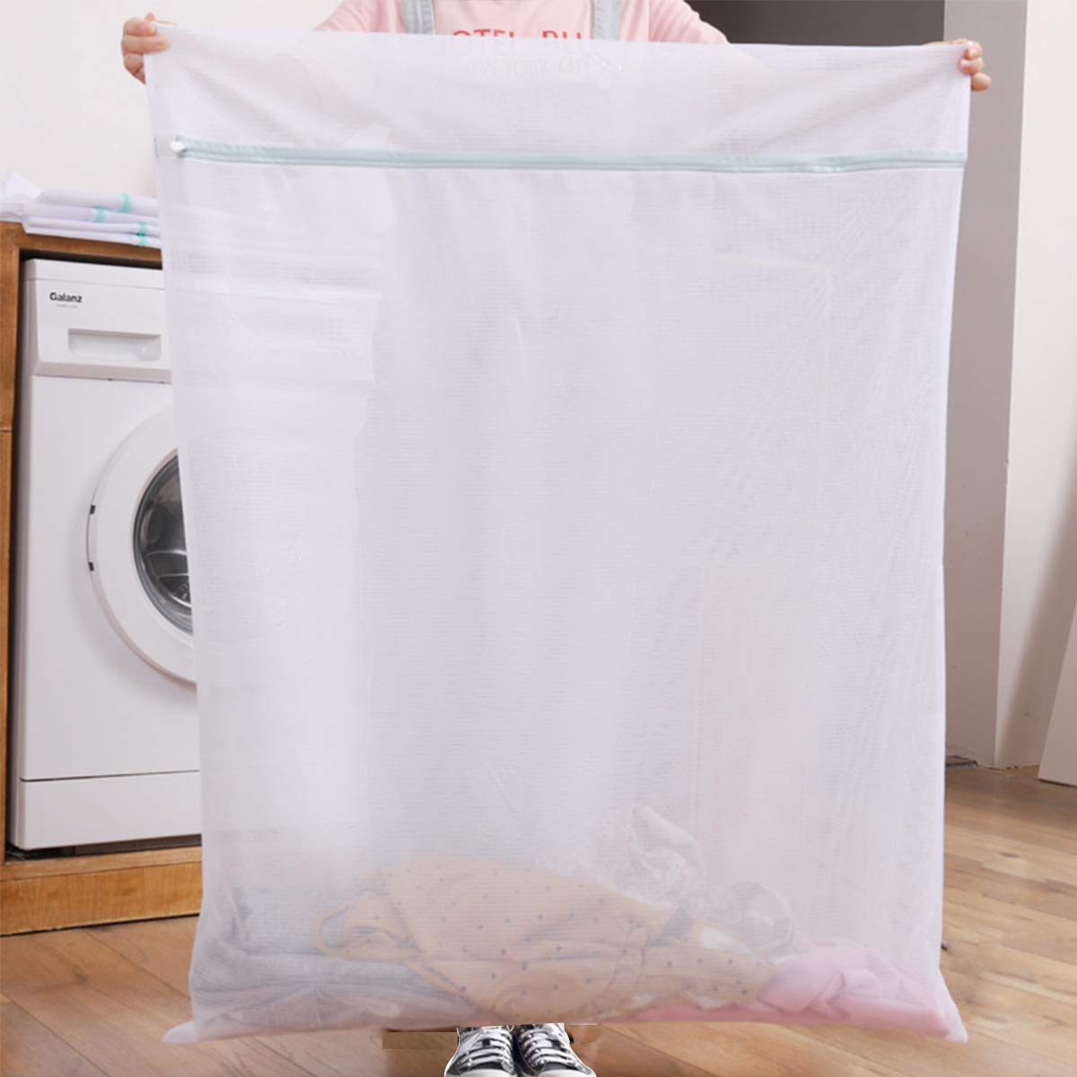 商品情報商品の説明主な仕様 【特大】サイズは90x110 CMの特大洗濯ネットです。布団、毛布、ダウンジャケット、カーテン、枕、バスタオル、ペットマット、セーター、ジャケット、ズボン、ぬいぐるみ、寝具などの大きなものも洗濯できます。【洗濯機...