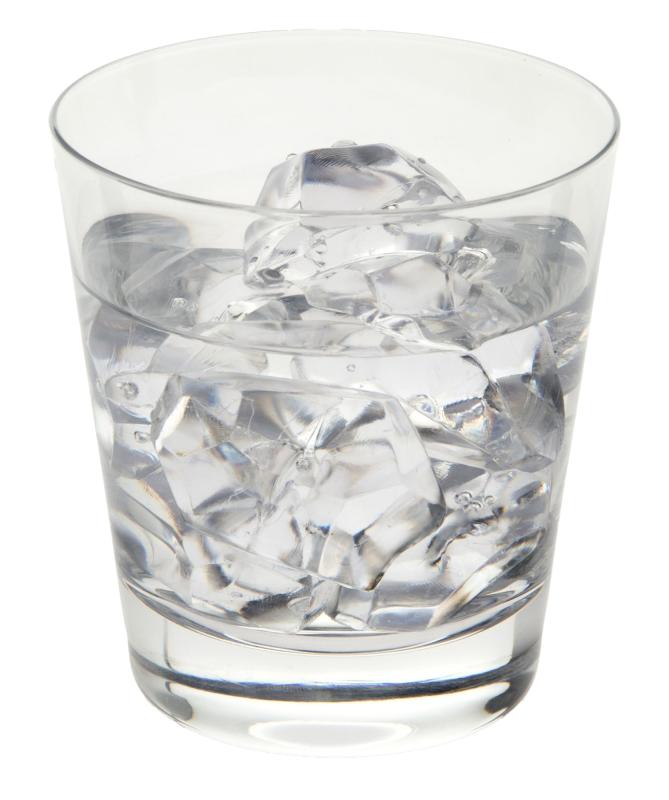 東洋佐々木ガラス ロックグラス プルミエール バースタイル オンザロック 210ml 日本製 ガラスコップ グラス コップ LS156-07本体サイズ:約φ7.6×8.2(最大径7.6)cm本体重量:約195g素材・材質:セミレッドクリスタ...