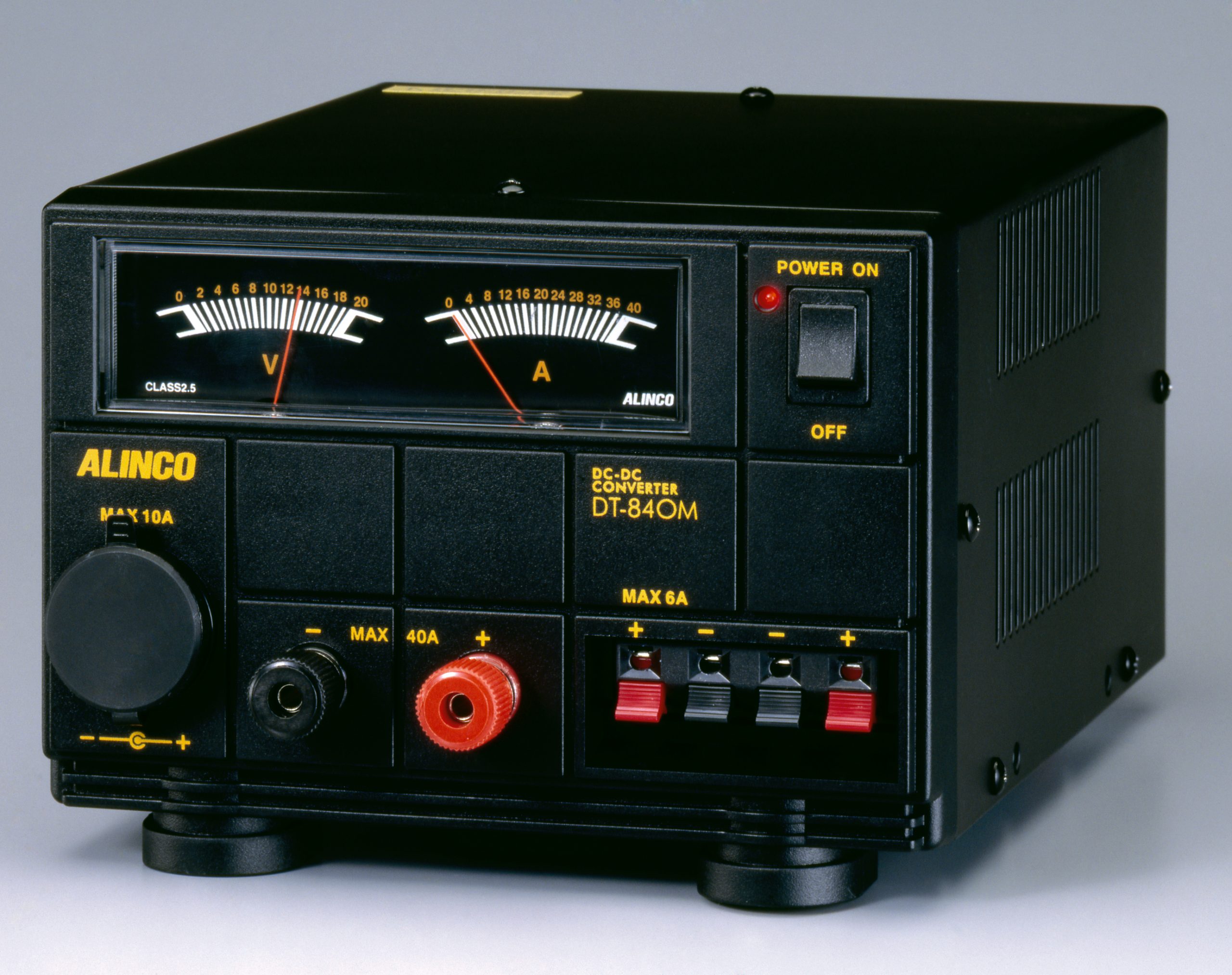 商品情報メーカー名アルインコ型番/品名DT-840MMAX 40A DC-DCコンバーター製品情報●最大出力40Aの高安定出力が生み出す余裕のパワー●多様な接続方法に対応する各種端子を標準装備●電圧、電流独立表示の2連大型メーターで使用状況...