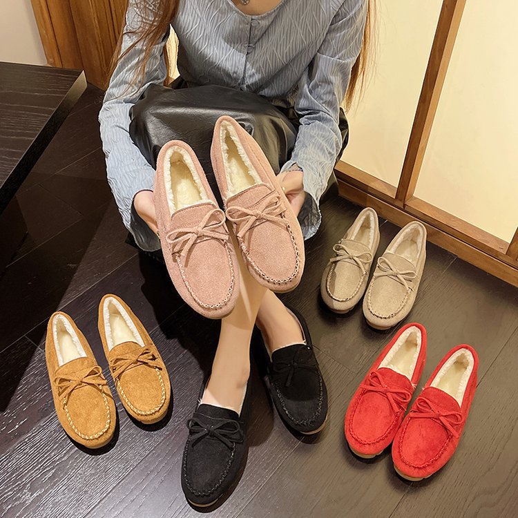 spec商品内容 モカシンサイズ 22.5cm-26.0cm生産国 made in chinaヒール2CM在庫 当店では複数店舗で在庫を共有するシステムとなっております。そのため、ご注文後に商品が品切れとなっている場合がございます。 ご注文...