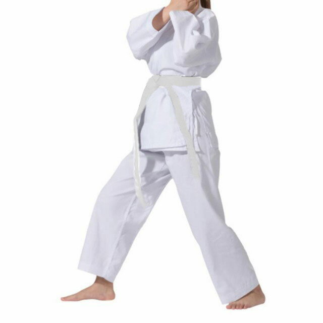 3点セット大人～子供まで着用可能！学校の空手の授業で使用するのに最適な空手衣です。厚い生地で非常にしっかりしているので丈夫で長持ちします。丈夫で軽いため、小さな子どもでもスムーズに動けます。帯付きなので初心者におすすめです。初心者、小学生、...