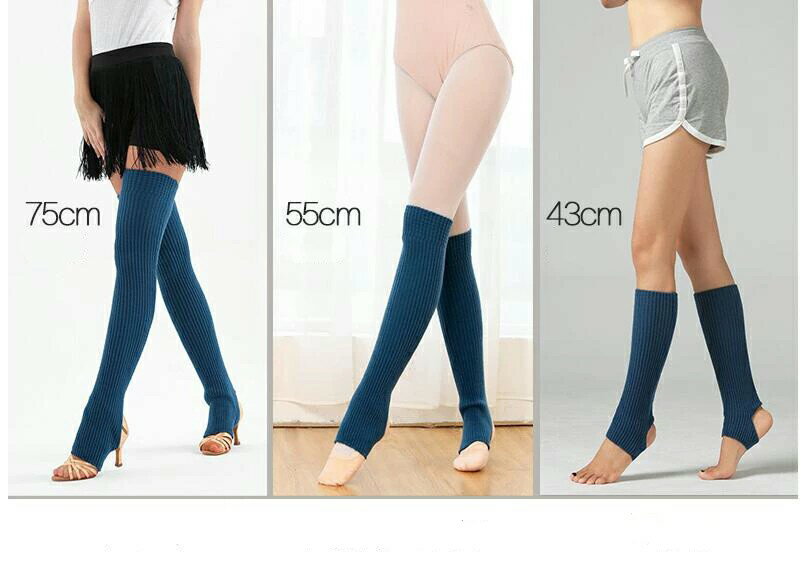 素材コットン、ポリエステル、その他カラーピンク、ネイビー、ホワイト、パープル、ブラック、ダークブルー、ブルー、レッドソックス丈43cm、55cm、75cm生地の厚さ普通商品内容レッグウォーマーのみ注意事項サイズ表記は手作業なので、 実物と若...