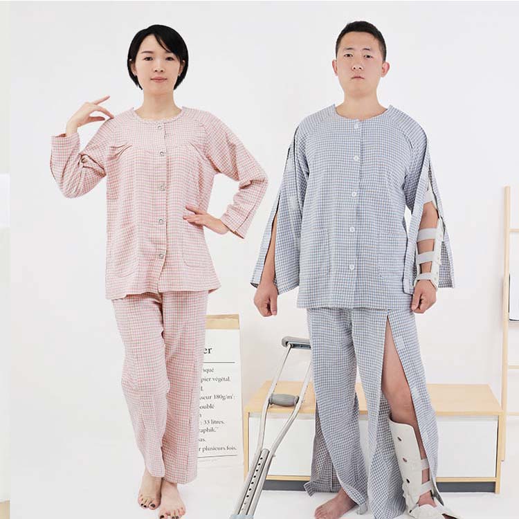 さらりと吸汗のコットン生地、風通しが良く、汗ばむ季節も着心地さわやか。体が不自由な方や着替えが困難な方のために特別に設計された、全開仕様で、着脱がとても便利。おむつ替えにとても便利で介護スタッフの負担を軽減でき、広々とした設計で拘束されず動...