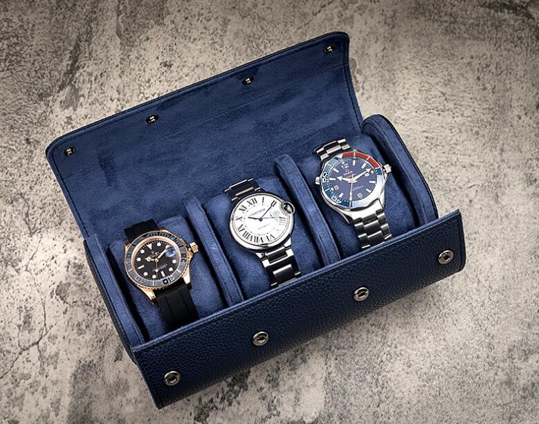 エレガントな外観、耐久性があり長持ち高品質合皮ロールには、取り付けスロット付きの柔らかくて豪華なスーパーファイバー枕がありますこの絶妙な時計ケースロールは、誕生日や記念日のギフトとして、時計愛好家、友人、家族、素晴らしいギフトです。エレガン...