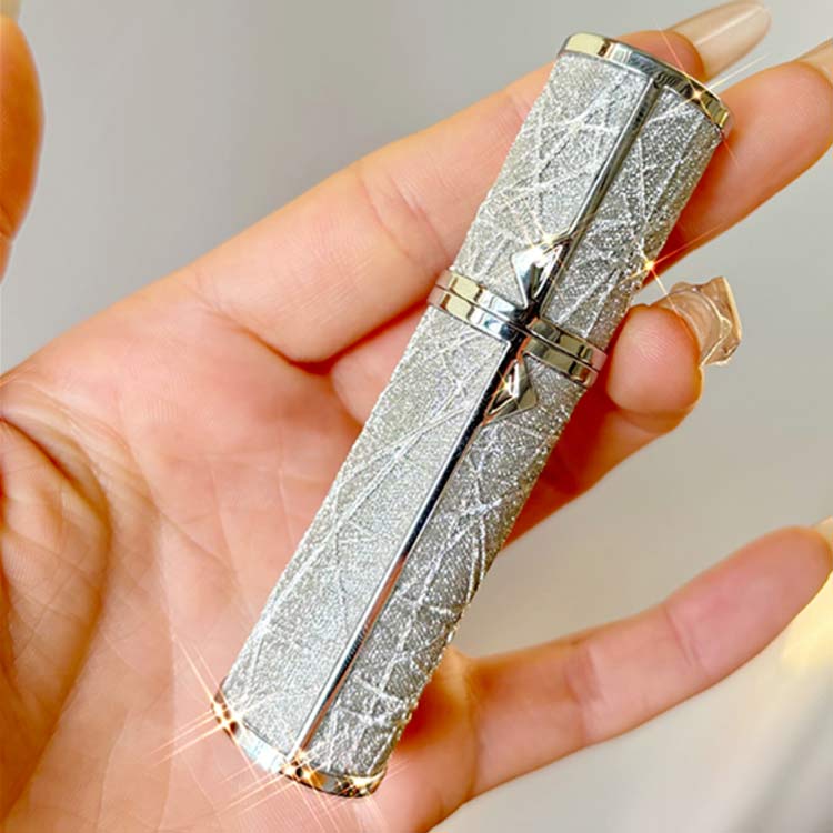 5ML/底部充填式香水アトマイザーボトル【底部チャージで操作簡単】革新的な底部チャージデザインを採用し、スポイトなど補助的な工具が不要で、手が汚れず、数回のプッシュで補充でき、約10-15秒で補充完了します【漏れ防止高密閉性】圧力バルブによ...