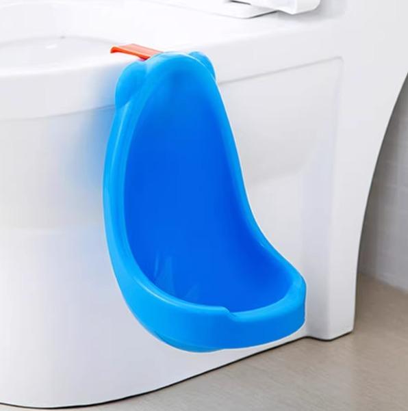 おまる 男の子 立ち小便器 子供 ベビー 吊り下げ式 トイレ トレーニング用 丸い角 PP素材 耐久性 掃除簡単 シンプル かわいい 青 白 緑おまる 男の子 立ち小便器 子供 ベビー 吊り下げ式 トイレ トレーニング用 丸い角 PP素材 ...