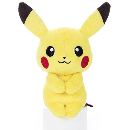 -/-/-・パッケージ個数:1・大人気ポケモン「ピカチュウ」が、 ちょこんと座る姿がかわいい「ちょっこりさん」シリーズで登場！・安定感のあるお座りポーズで、 デスクや棚、ちょっとしたフチにも飾れる癒し系ぬいぐるみです。・約 W110 × H...