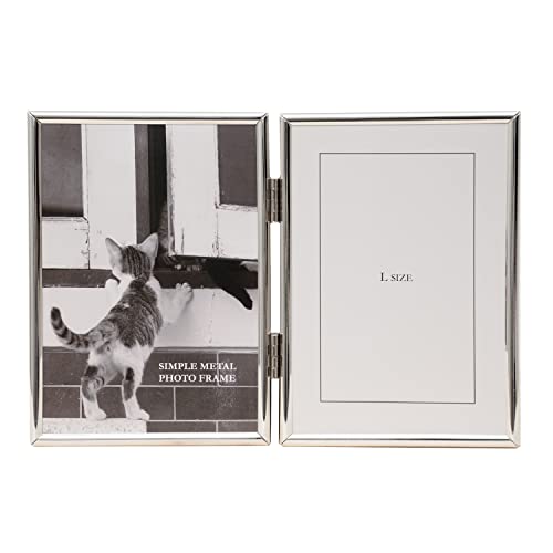 シンプルシルバー/縦横2面/1512TL・Color:シルバーSize:縦横2面・写真が引き立つシンプルデザインのメタルフレーム。・背面はベロア生地で覆い、高級感を演出。2面タイプで開く角度を調整できます。・縦写真が2枚入るので、スマホで撮...