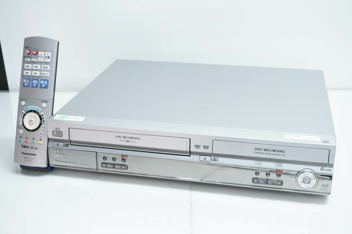 ●商品情報 ・ワンタッチ2WAYダビング ・電源を入れてから「1秒録画スタート」 ・安心の「DVDマルチフォーマット対応」 ・メーカー／Panasonicパナソニック ・型番／DMR-ES30V ・年式／2005年製 ・録画可能メディア／D...